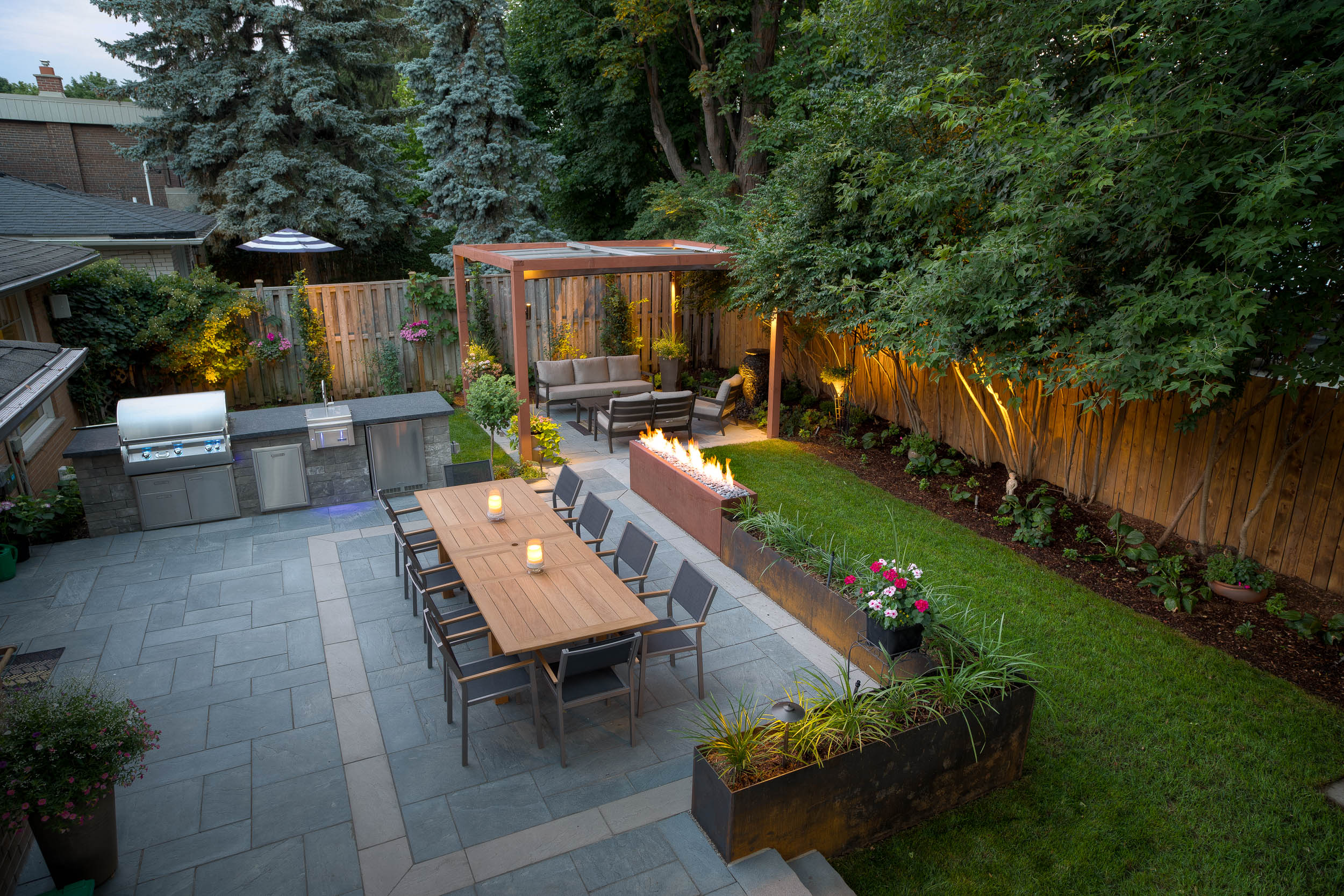 Outdoor Kitchens - Landscapes by Lucin